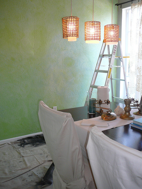 FOCAL POINT STYLING: DIY: HOW TO WHITE WASH WALLS