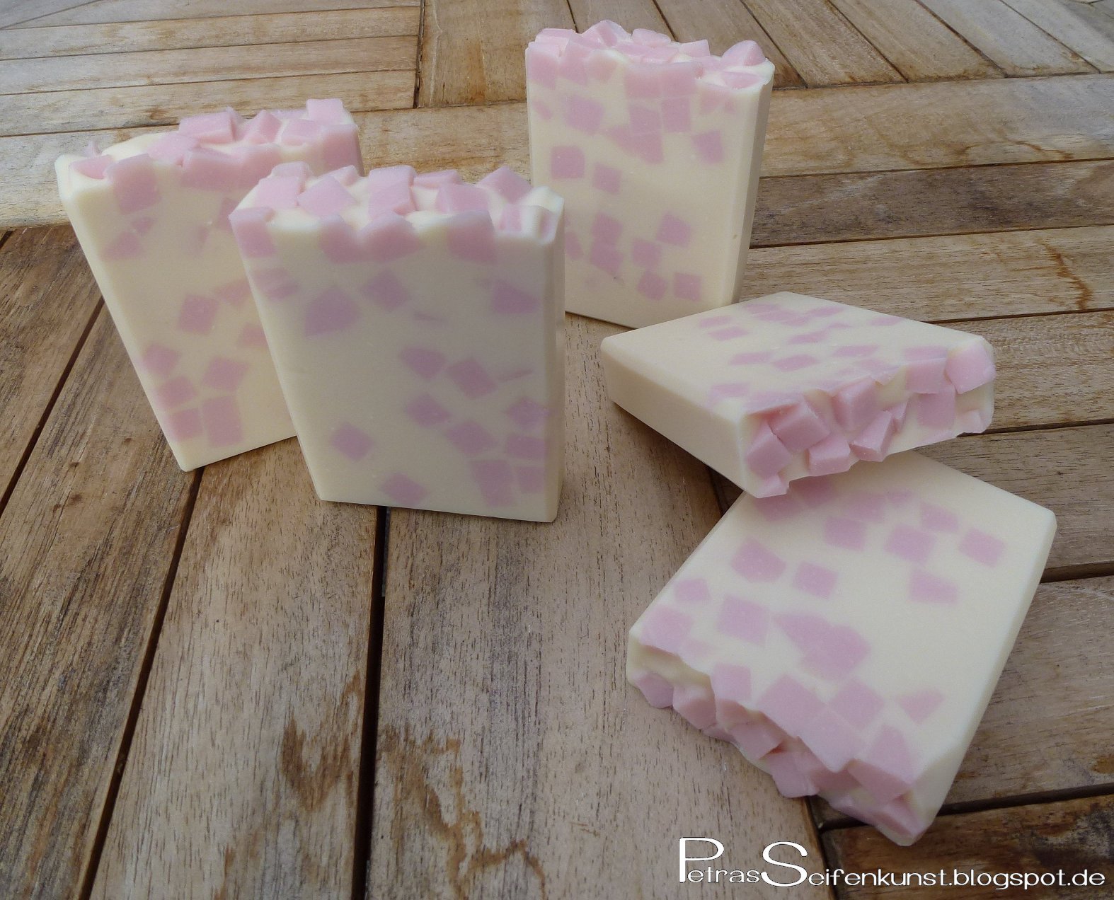 Petras SeifenKUNST: Daisy