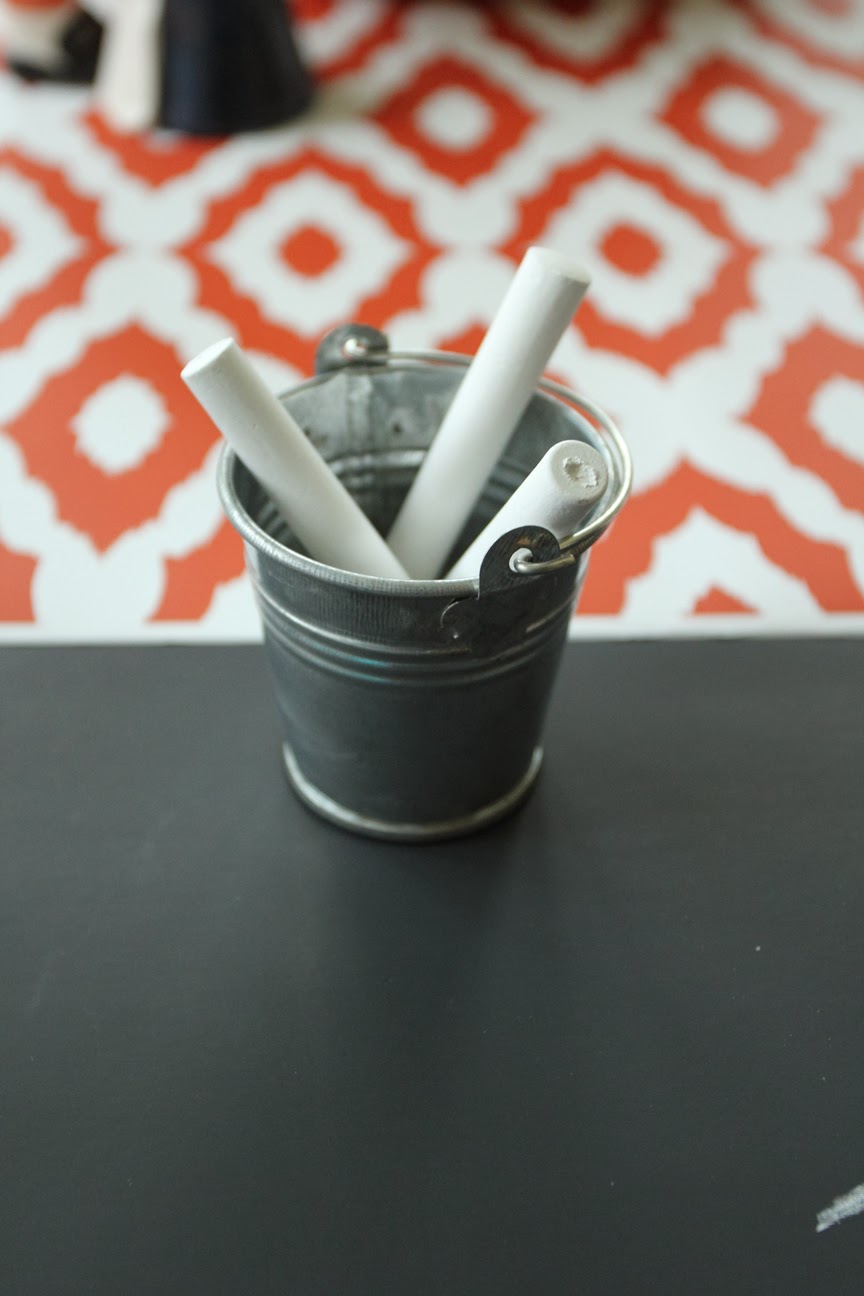 Thanksgiving Tablescape Inspiration: The Kids’ Table – Less Than ...