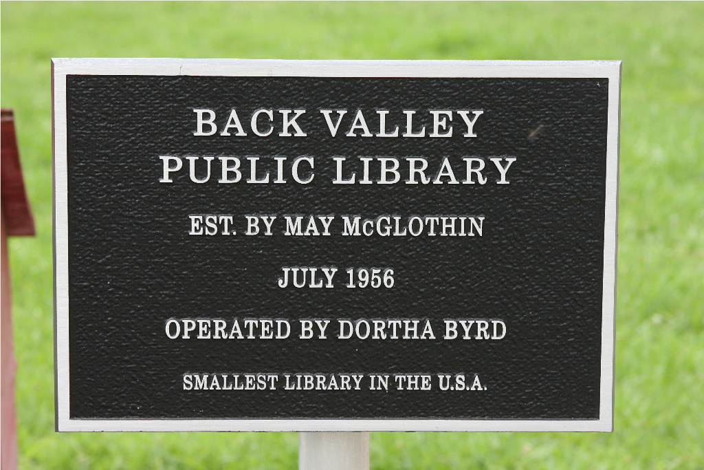 Wayfarin' Stranger: The Smallest Library