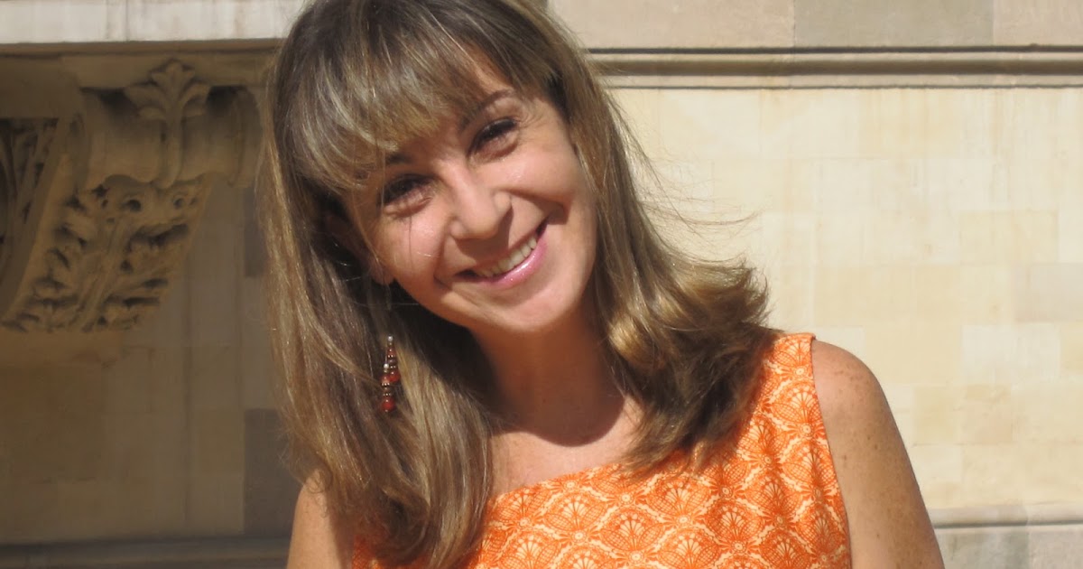 Daniela Violi Servicios Editoriales: Biografía