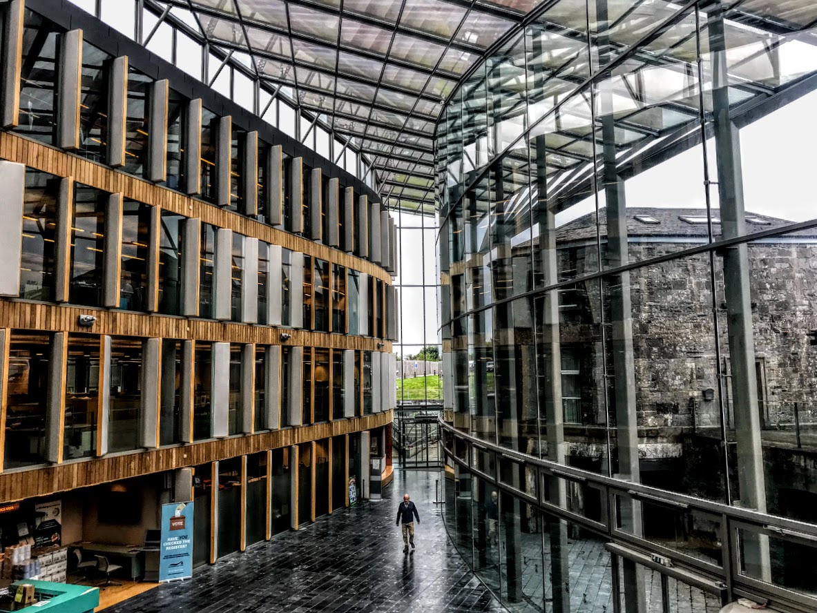 Patrick Comerford: County Buildings in Mullingar bring new meaning to ...