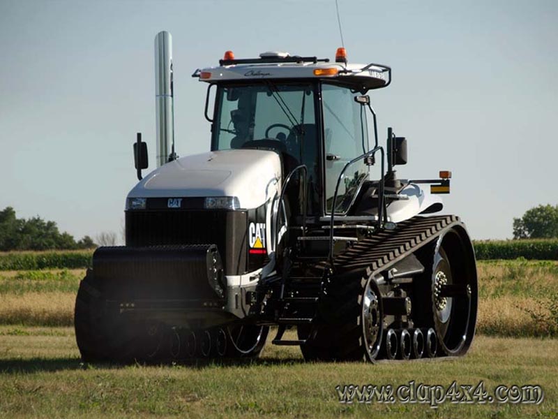 Tractors - Farm Machinery: Challenger MT 875B