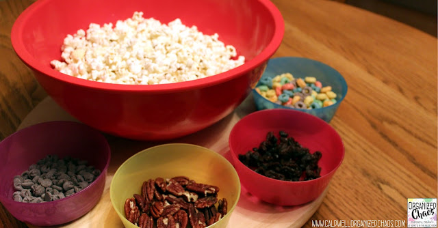Party Popcorn: a fun snow day (or any day!) snack | Organized Chaos