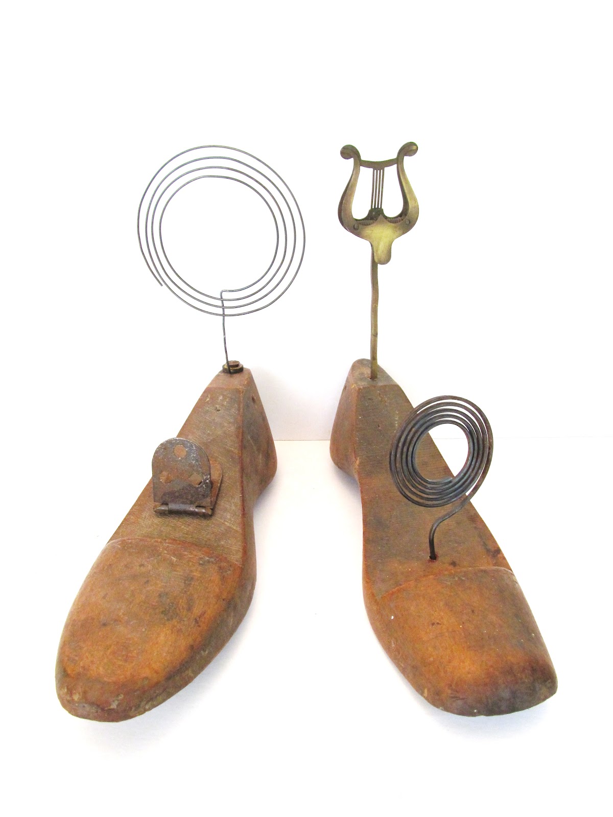 Sassytrash: Vintage wooden shoe forms