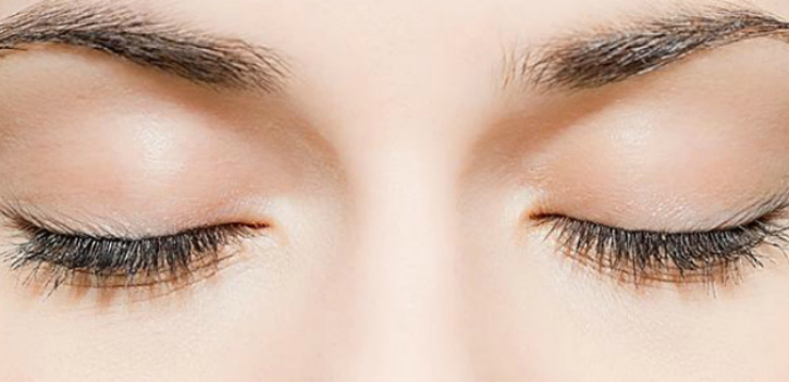 TIPS TO GIVE YOUR EYES SOME REST - Enjoy your life