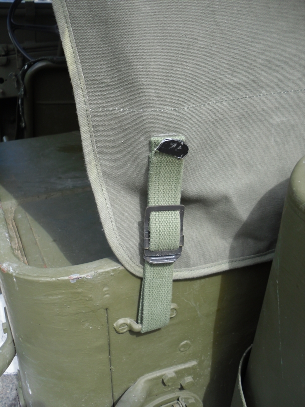 SOUVENEZ-VOUS 44: BACHE FABRICATION JEEPEST