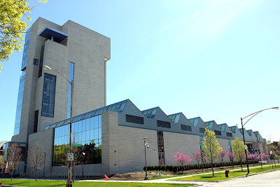 ArchitectureChicago PLUS: Some views of the new Logan Center for the ...