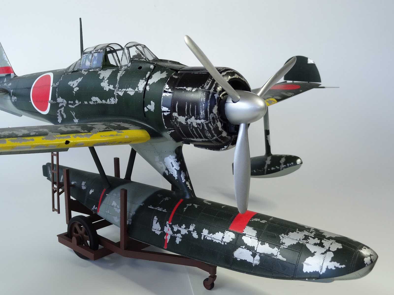 Mitsubishi A6M2-N Rufe - Ready for Inspection - Large Scale Planes