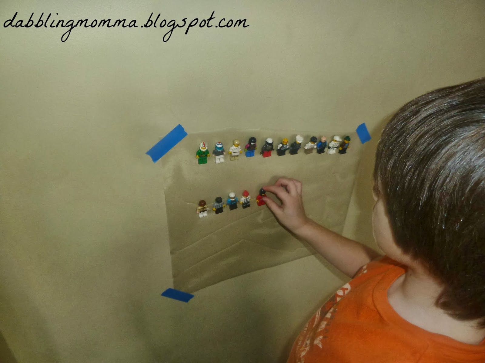 Dabblingmomma: Playing With Straws