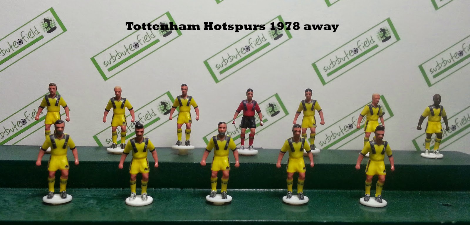 Subbuteo Field: New Decal Team - Tottenham Hotspurs 1978 away