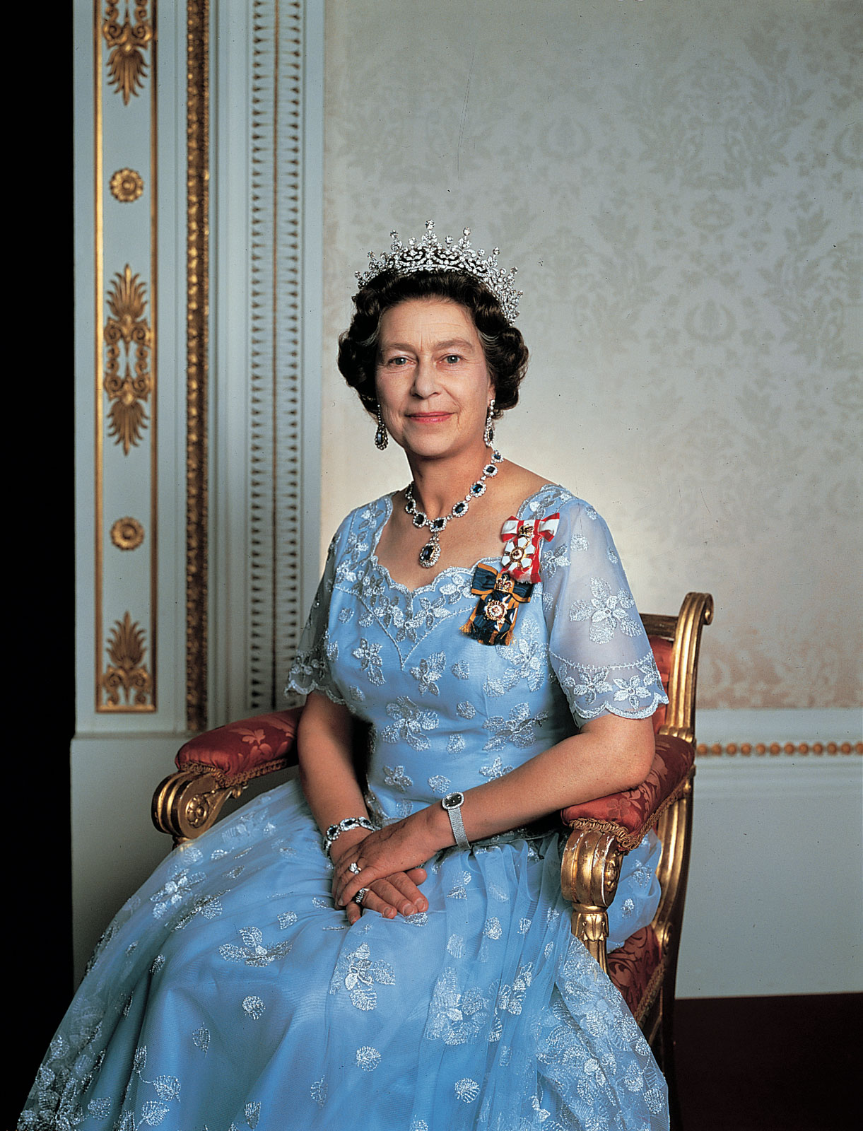 Carta Bianca: Lizzie The Queen