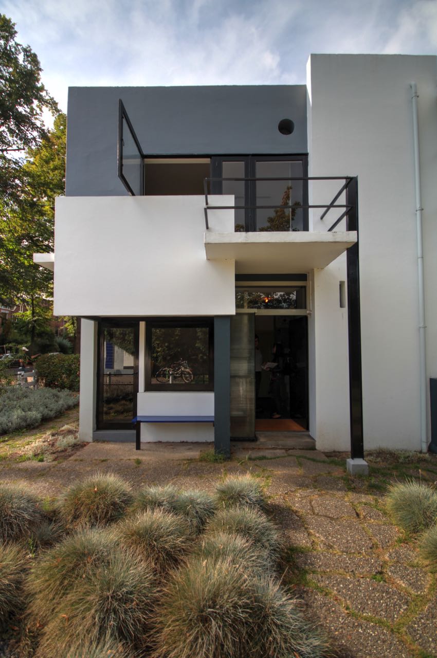 austin cubed: dancing with architecture: Gerrit Rietveld's and Truus ...