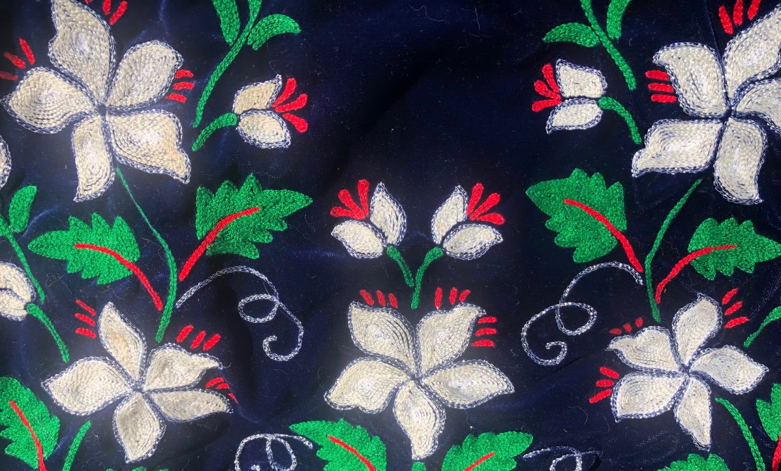 spinsjal: Huipiles I own and a free huipil pattern or two