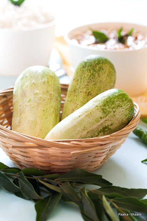 Paaka-Shaale: Southekayi Hasi gojju- Raw food at it's best