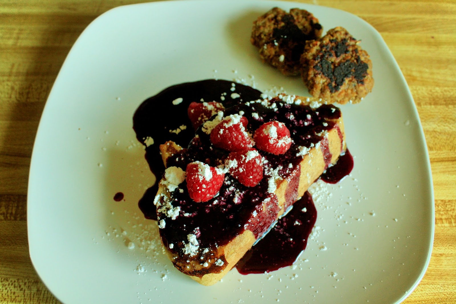 Gypsy Gone Domestic: French Toast with Berry Syrup