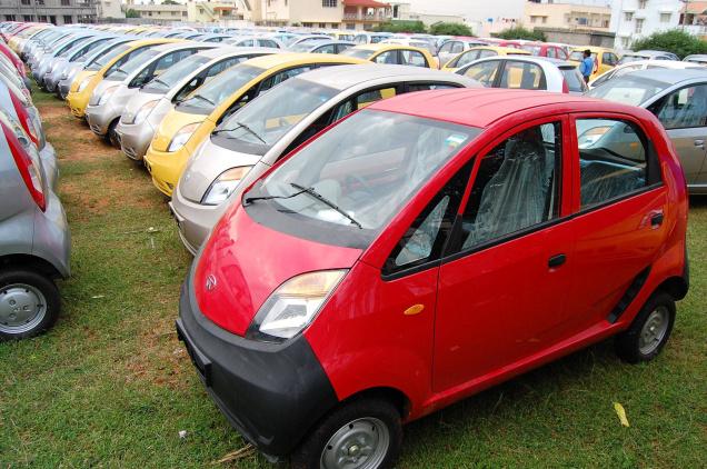 The Civil Service Times: Nano gets into Sri Lankan taxi market