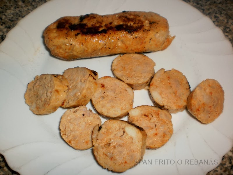 PAN FRITO O REBANÁS: CHORIZOS DE POLLO