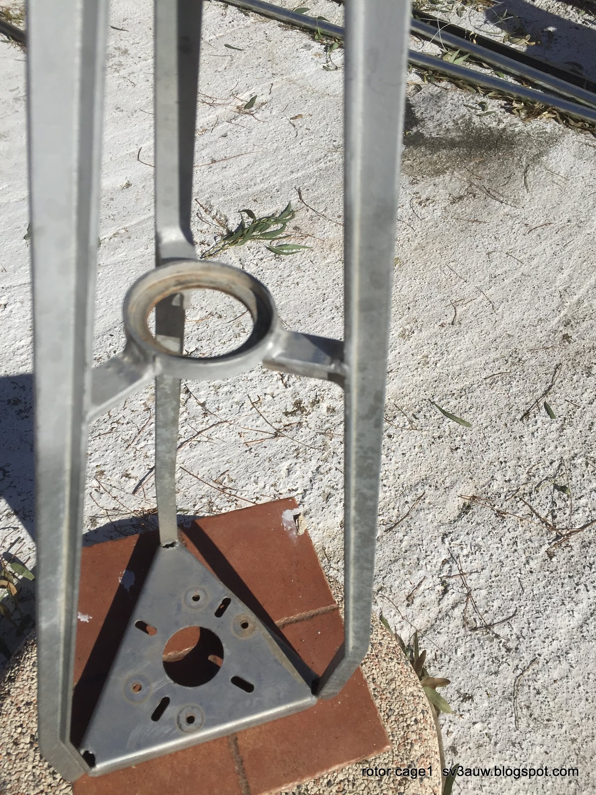 sv3auw: Rotator Cage!