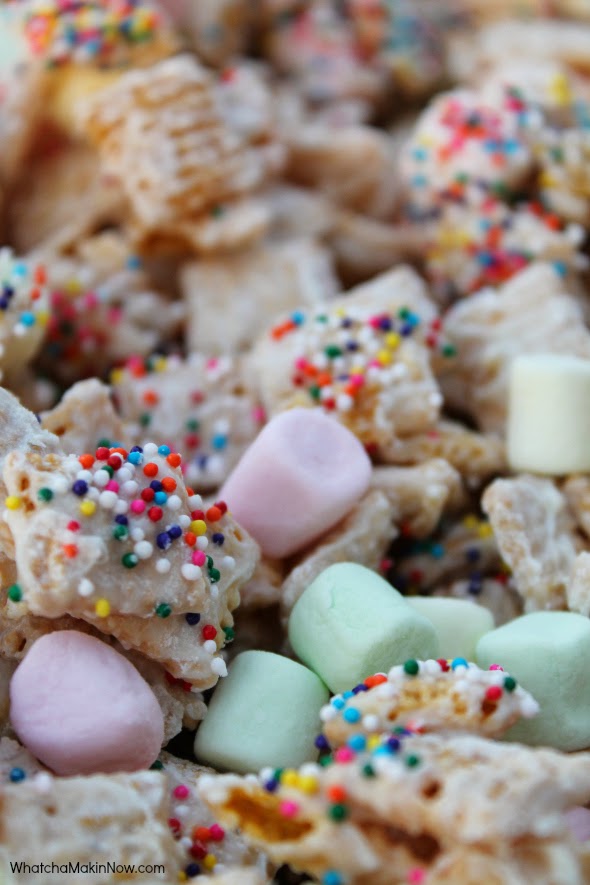 Whatcha Makin' Now?: White Chocolate Fruity Chex Mix