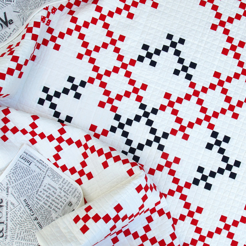 Red and White Double Irish Chain Quilt | Red Pepper Quilts | Bloglovin’