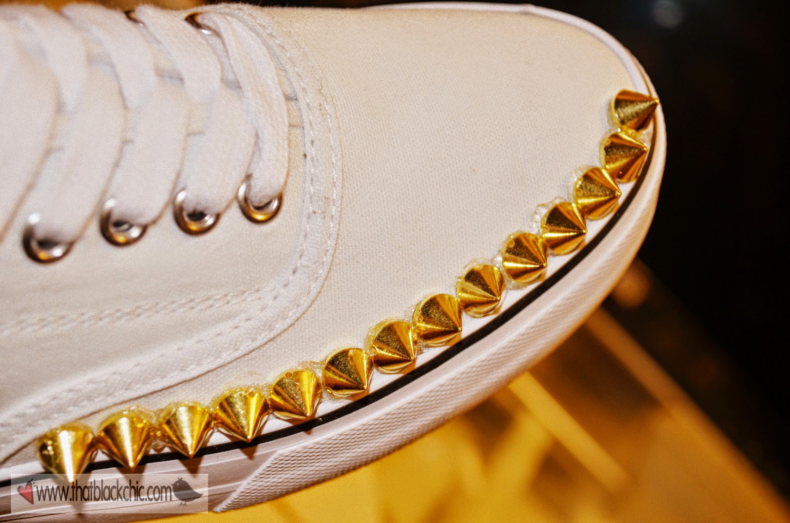 DIY : Sneakers & Studs, I'm all about that STUD life! | That Black Chic