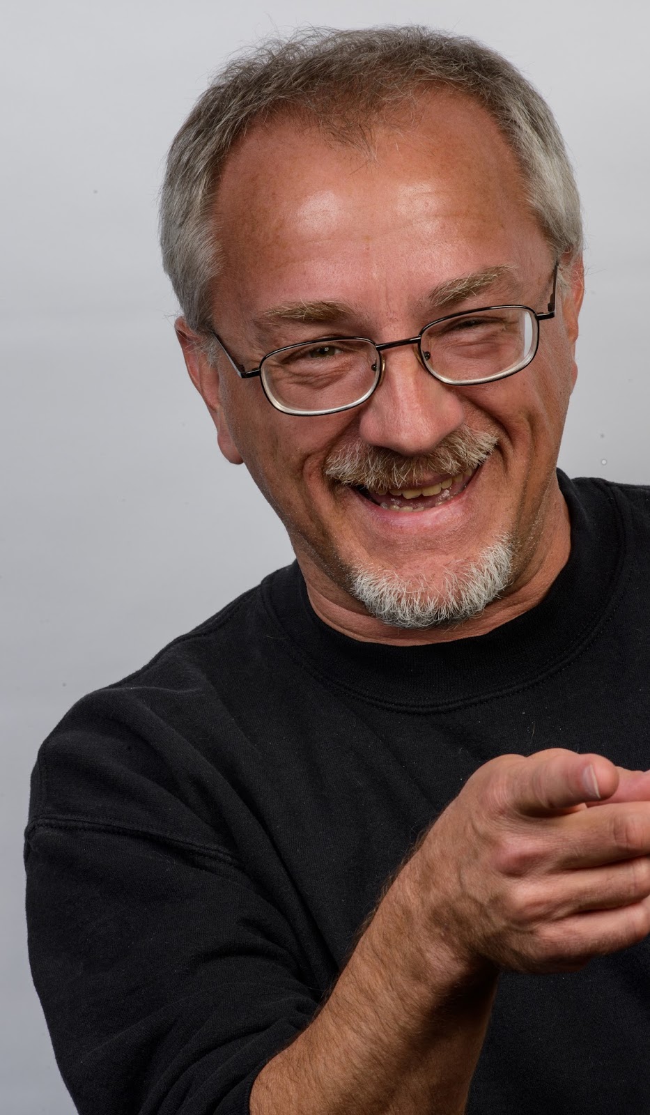 Media Theatre News!: MEDIA THEATRE HAS ROGER RICKER & FRIENDS 'HAPPY ...