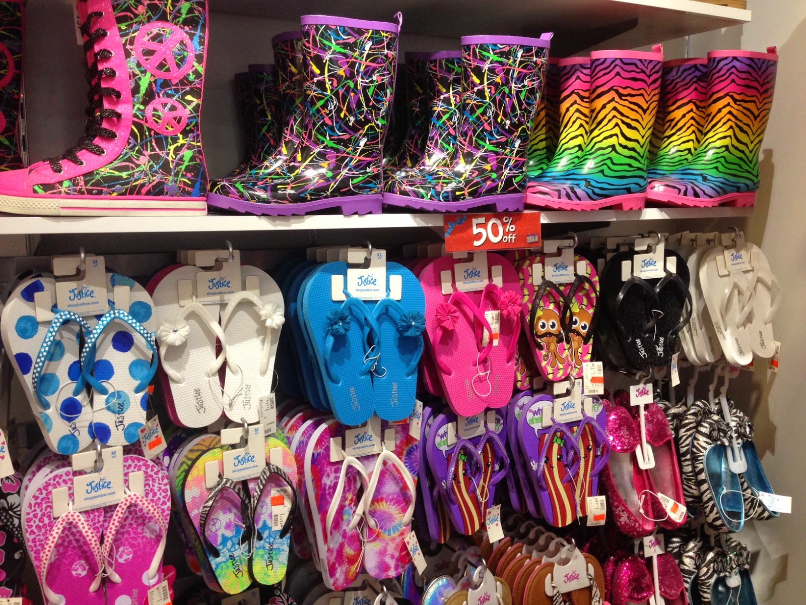 The Phenomenal Mama: Justice Girl & The Ultimate #OOTD