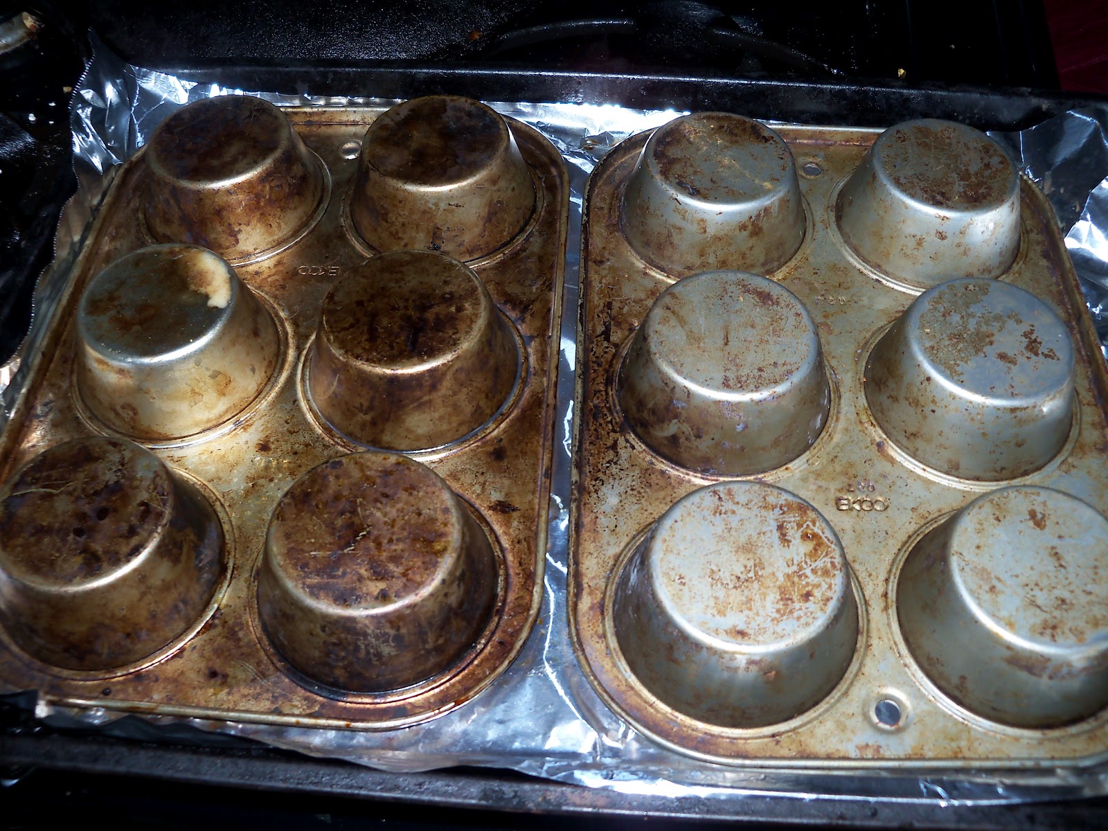 Cyndaverse: BLT Bites - with bacon bowls! Need I say more?