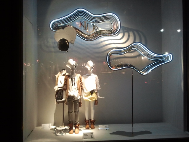 Precious Images ": " Closed Back Windows