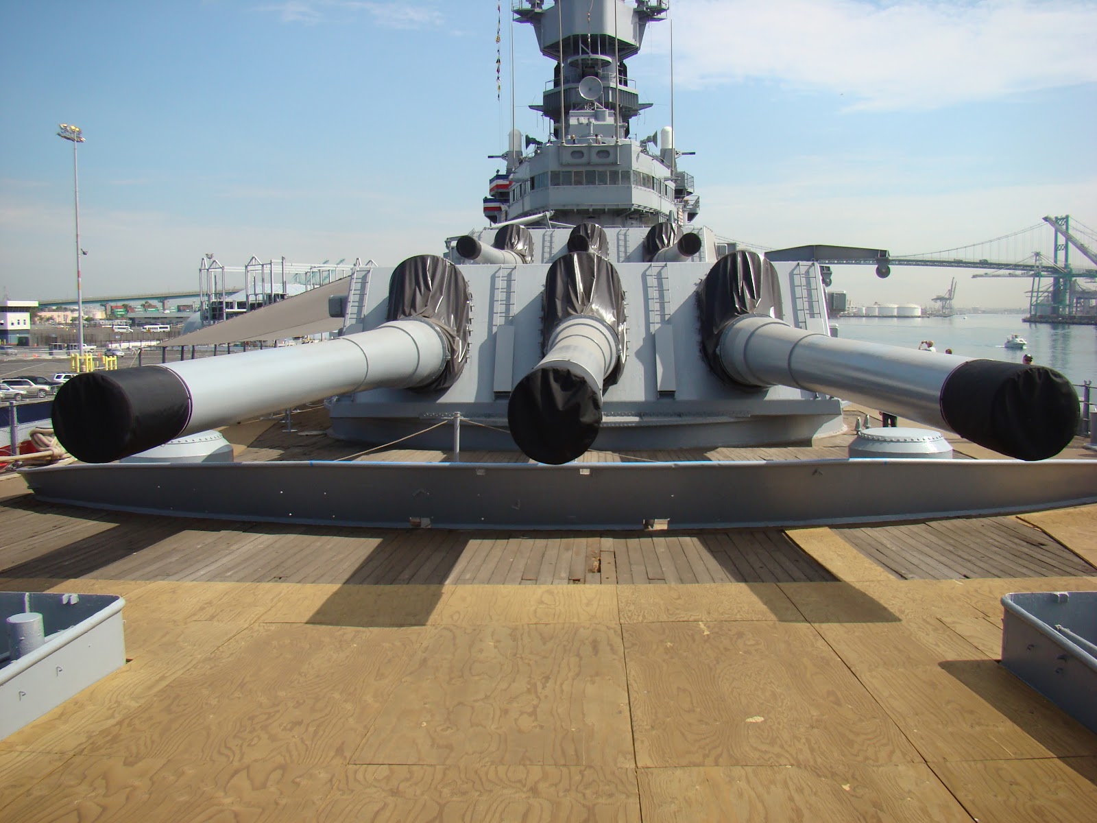 Corner of a Foreign Field: A visit to the USS Iowa Battleship