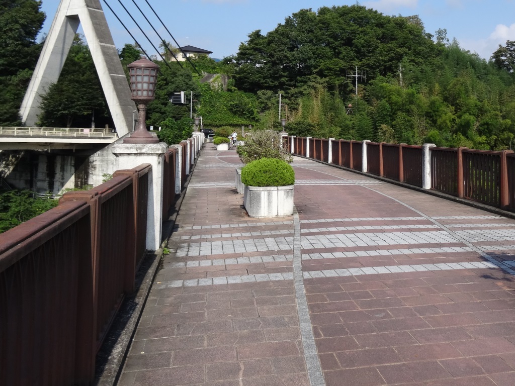 MikeHattsu Anime Journeys: AnoHana - Bridge