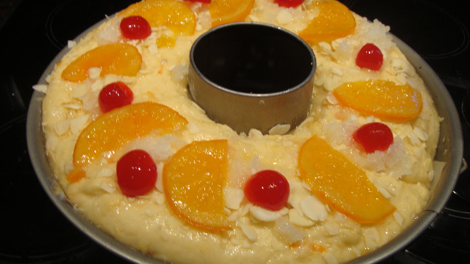 Postres, panes y delicatessen saladas