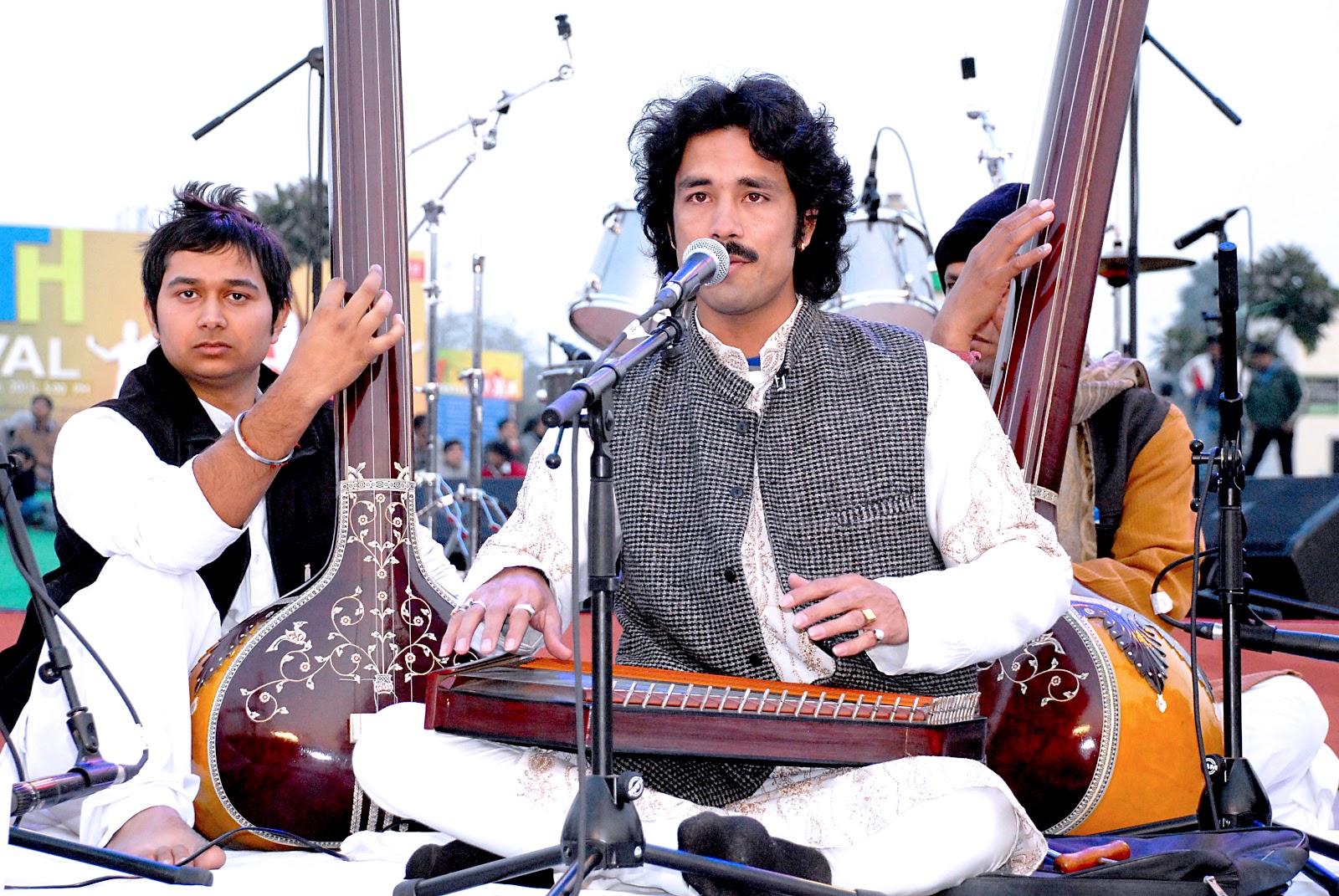 Amjad Ali Khan Classical Singer: INTRODUCTION