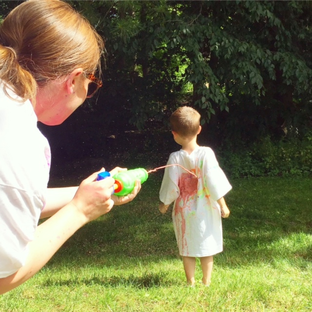 Find the Little Mind: Water Gun Paint Fight