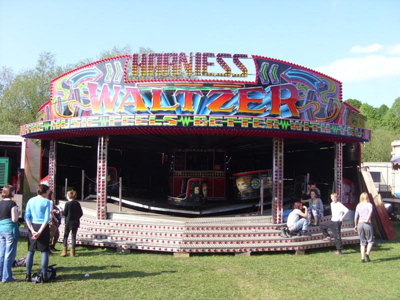 North East and Yorkshire Fun Fair Pics: 2011 Waltzer Photos