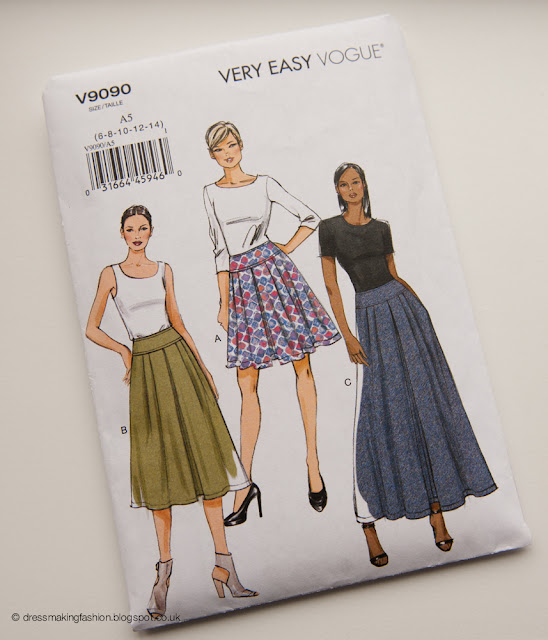 Fashion, dressmaking, photography, other.....: Very Easy Vogue V9090 Review
