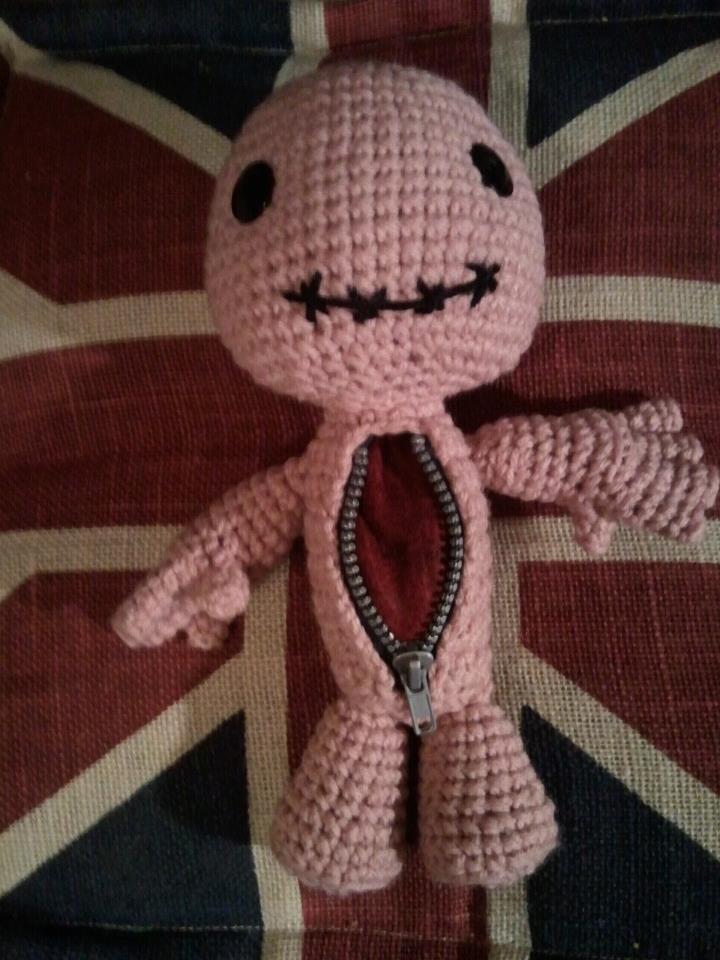 vamptropolis: Pink Zombie Sackboy