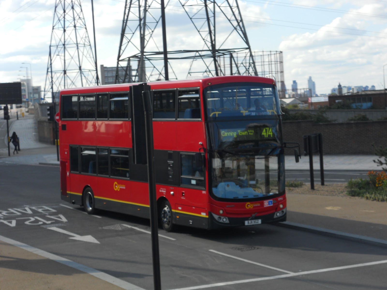 WLTM Transport Blog: Christmas Post - London United VM1 - MCV DD103 21 ...