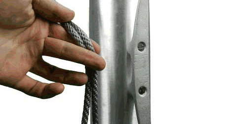 Cleat Knot: How-To Properly Wrap a Rope to the Flagpole - FlagRunners