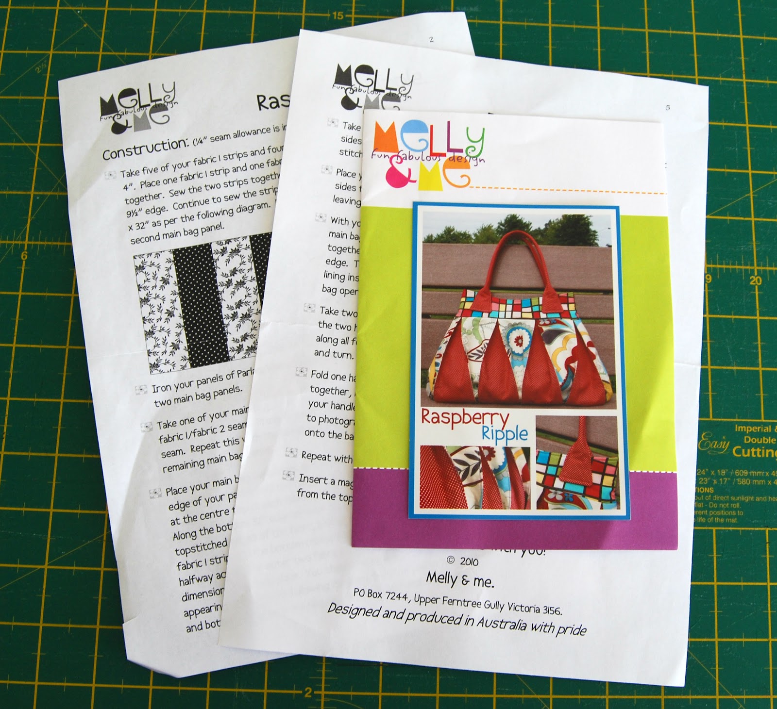 All your craft needs: Pattern Review: Melly & Me Raspberry Ripple Handbag