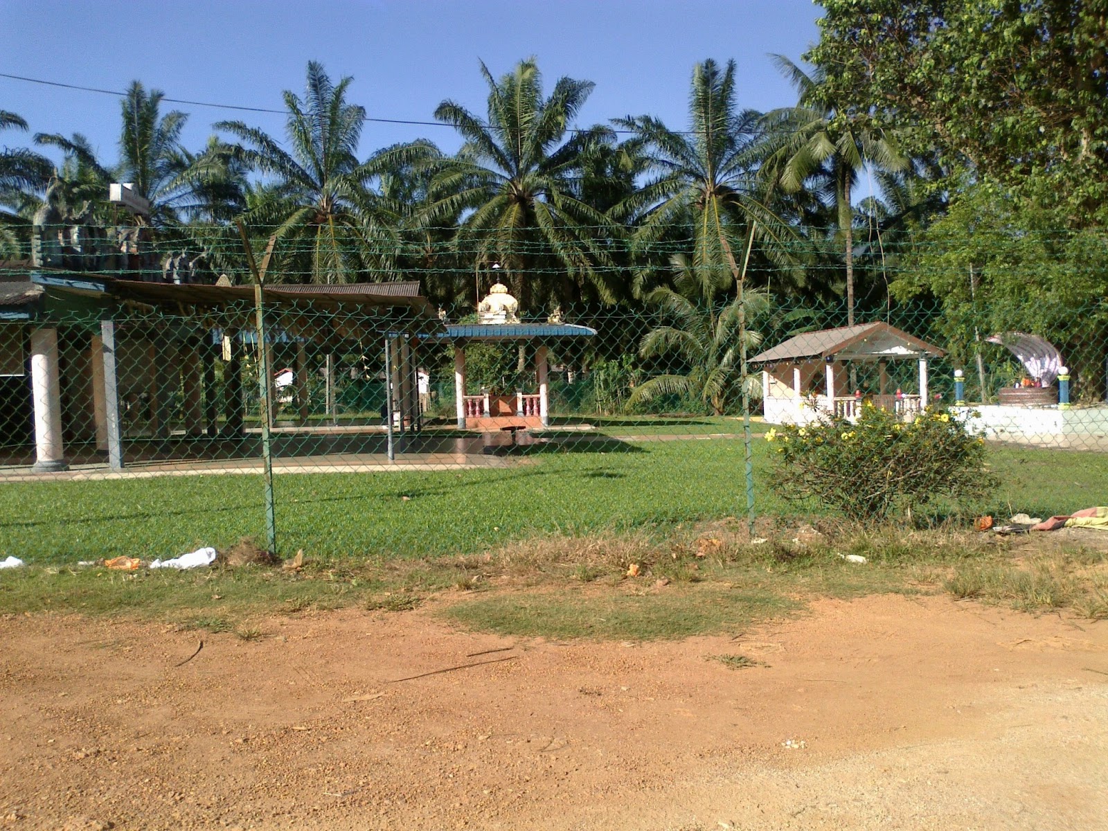 The Divine Places: Kuil Sri Maha Mariamman Trendah Estate Sungai Gadut ...