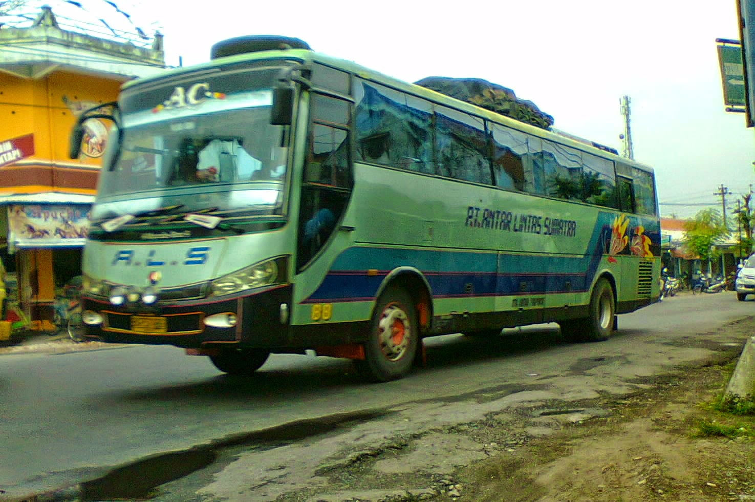 Bus Antar Lintas Sumatra - ALS