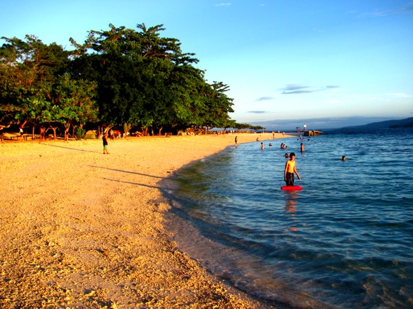 Isla Reta Beach Resort - Samal, Sta. Cruz, Talicud, Igacos | Davao Delights