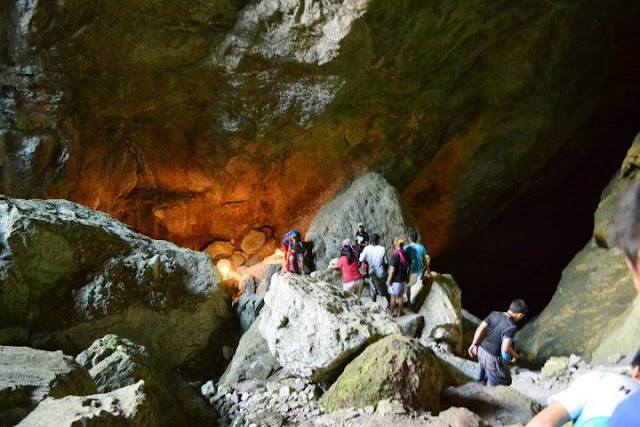 Orangutan Mountaineers: Sumaging Cave, Sagada Mountain Province