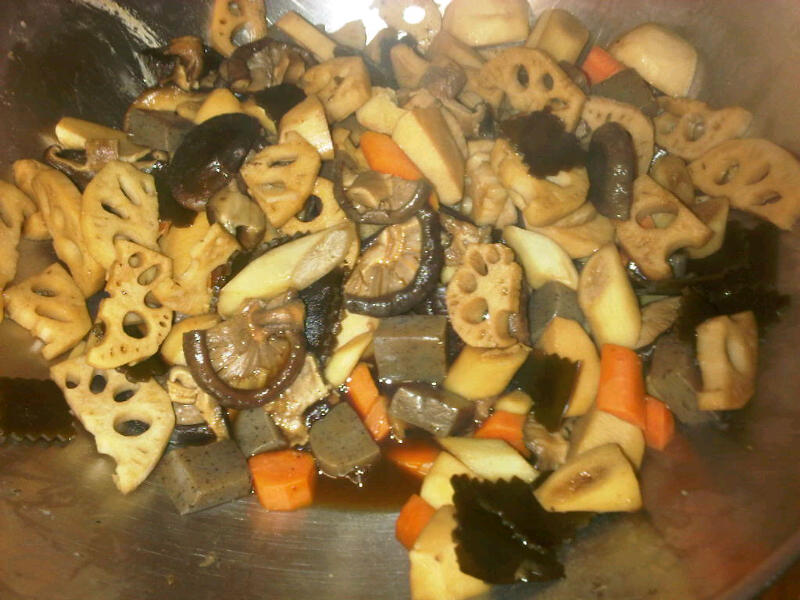 Bistro di Marco: Nimono-Japanese Root Vegetables