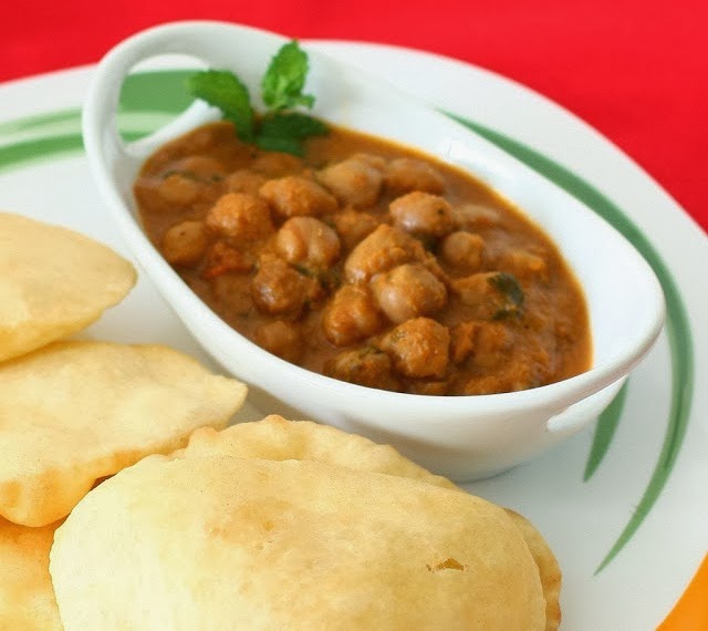 Chole Bhature Recipe | Also known as Chole Puri , Punjabi Bhature ...