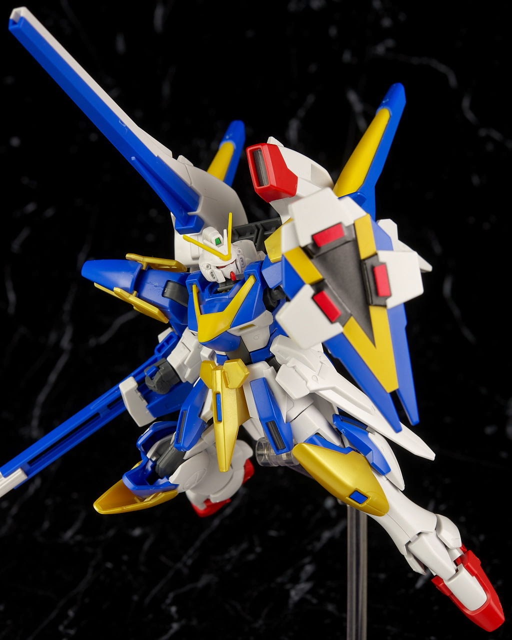 GUNDAM GUY: HGUC 1/144 V2 Assault Buster Gundam - Review by Hacchaka