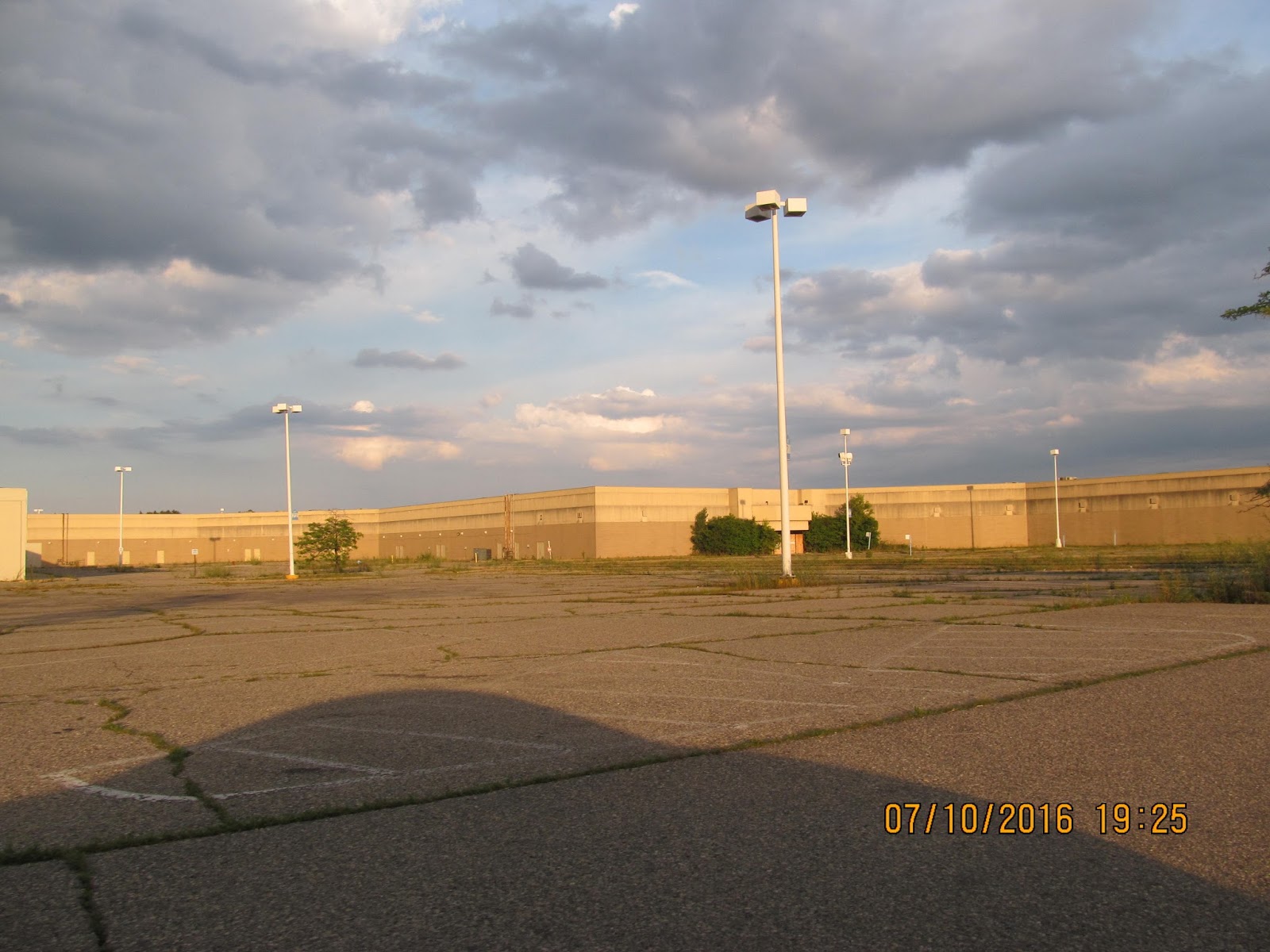 Trip to the Mall: Summit Place Mall- [Waterford Township (Pontiac ...