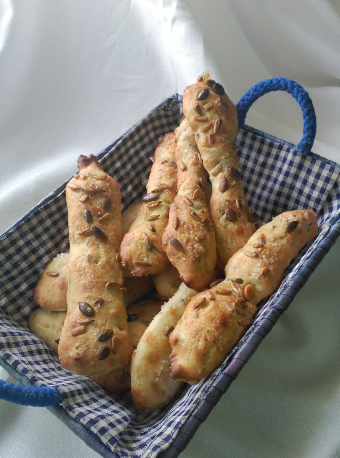 VIRGINIA CONSUSCOSAS: BARRITAS DE PAN DE PIPAS